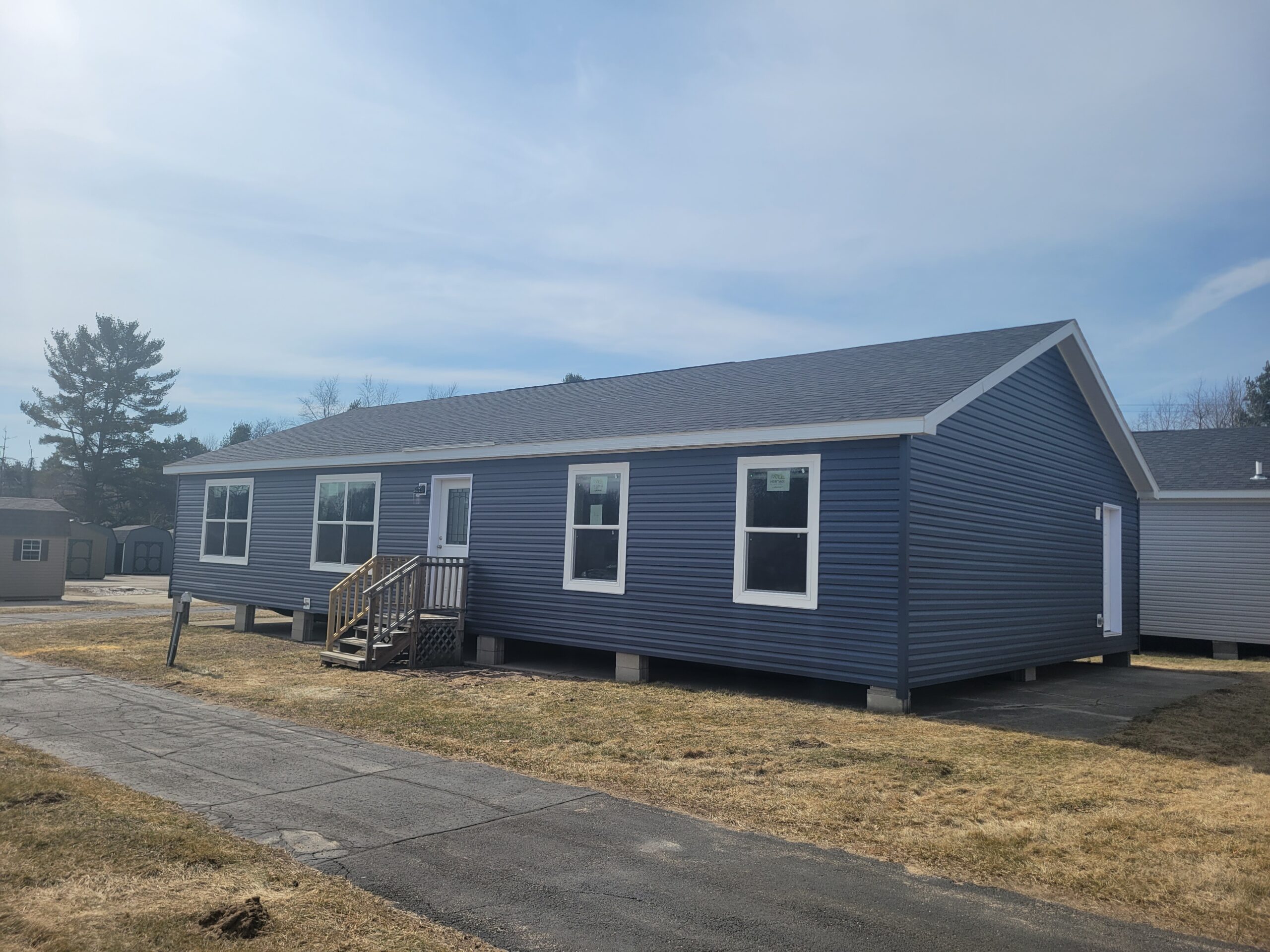 Tour Manufactured Home Models - Cedar Hill Home Sales